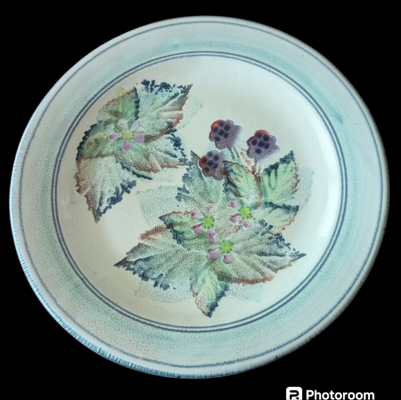 Tain Pottery | Accents | Tain Pottery Of Scotland Plate With Berries ...